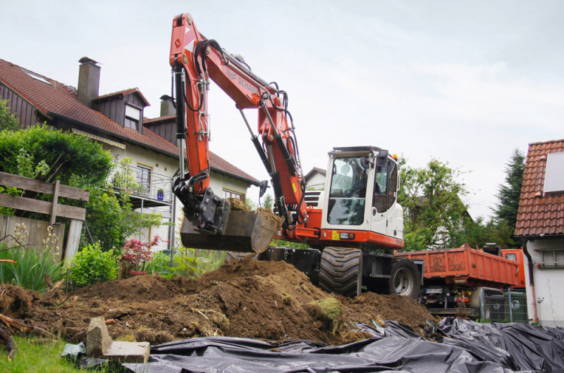 Schaeff-Sache - THIS – Tiefbau Hochbau Ingenieurbau Strassenbau