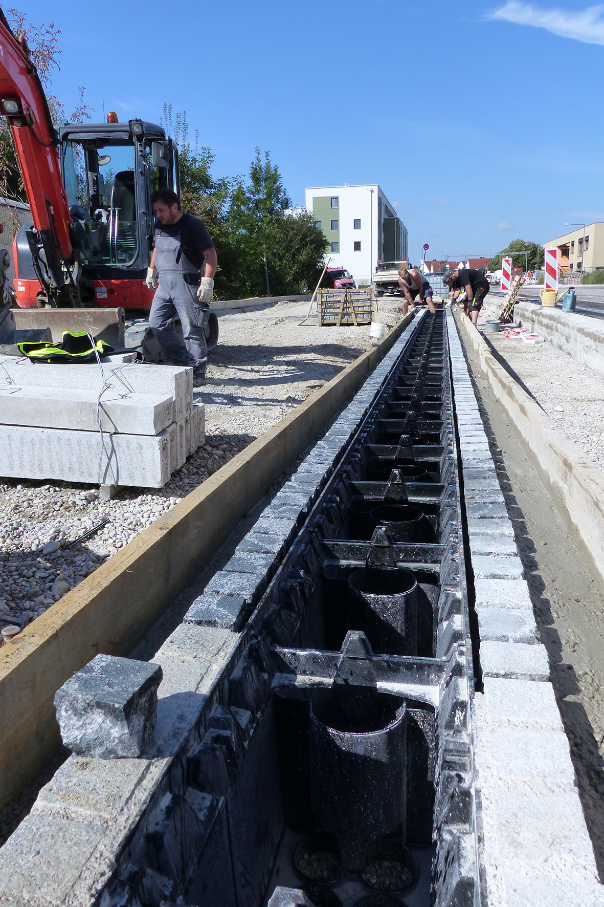 Sickermulde mit Substrat - THIS – Tiefbau Hochbau Ingenieurbau Strassenbau