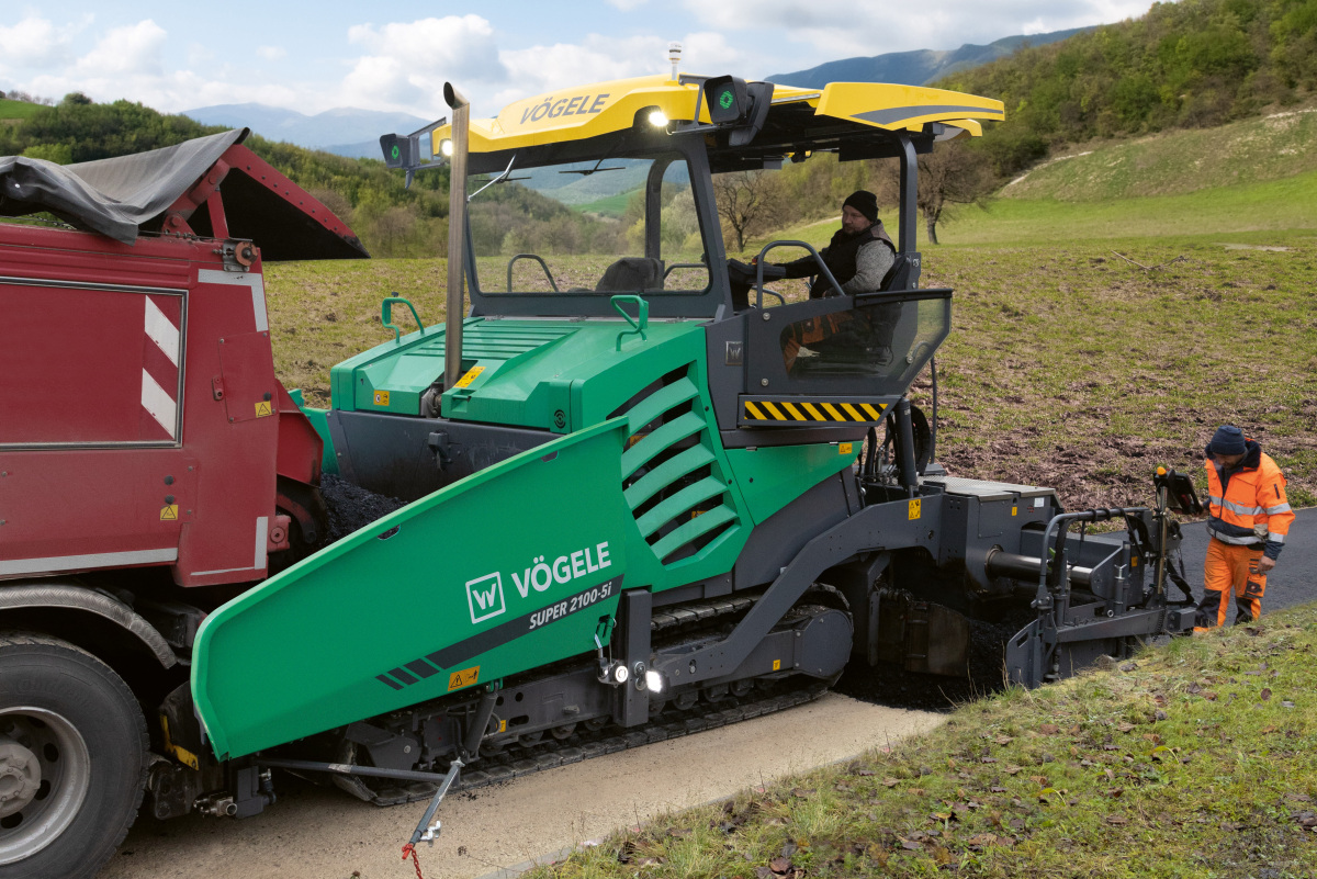 Zwei Schritte voraus - THIS – Tiefbau Hochbau Ingenieurbau Strassenbau