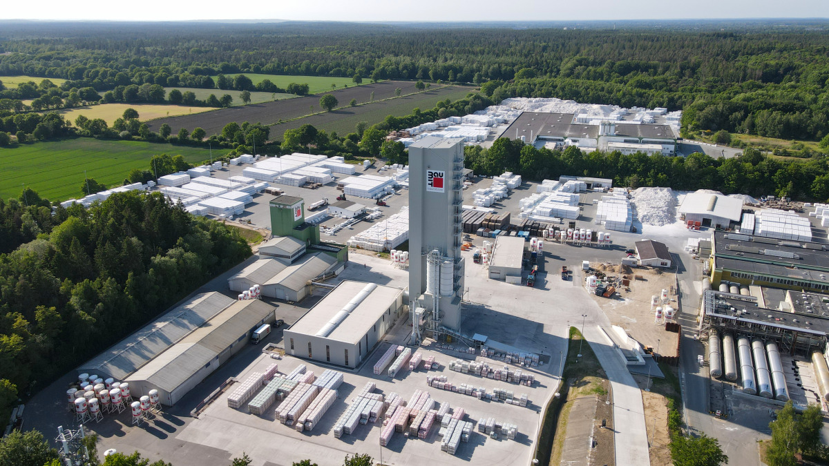 Neueröffnung des Werks in Wittenborn - THIS – Tiefbau Hochbau ...