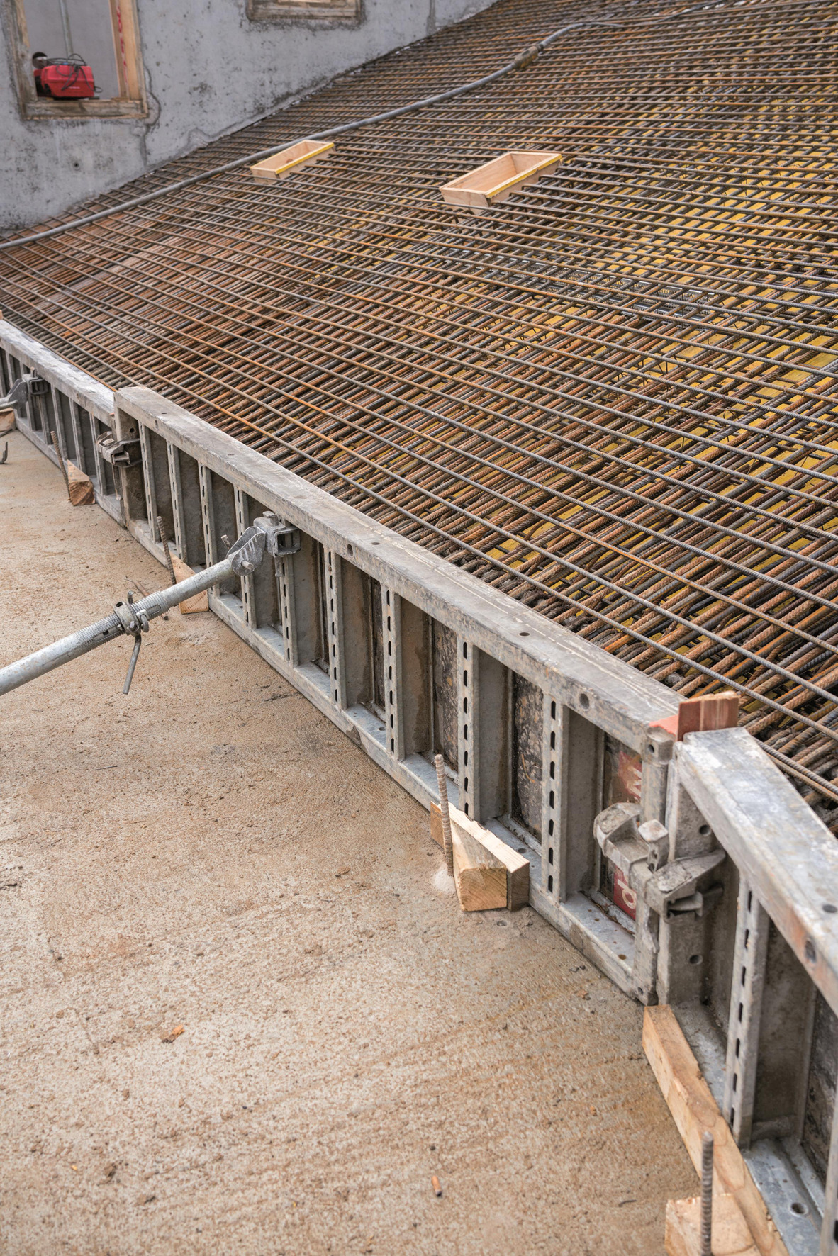 Gut kombiniert - THIS – Tiefbau Hochbau Ingenieurbau Strassenbau